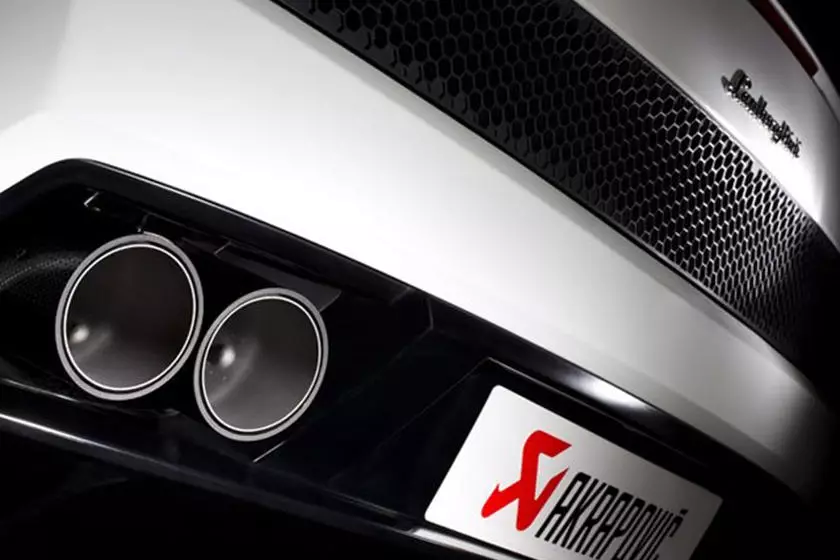 Akrapovic Turns 30 With Special Ferrari F8 Exhaust 35119_7