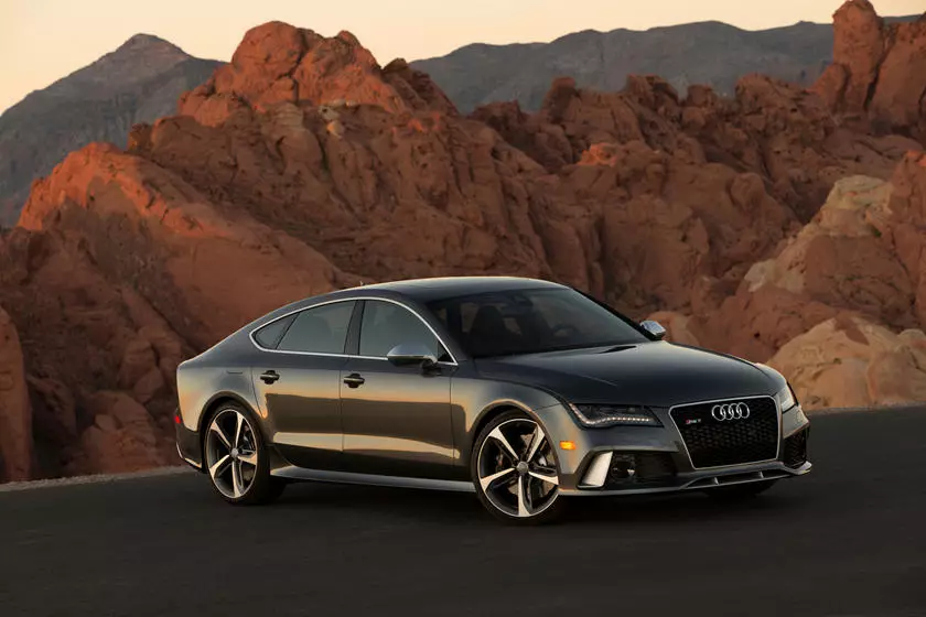 2014-2016 Audi RS7 Front Angle View