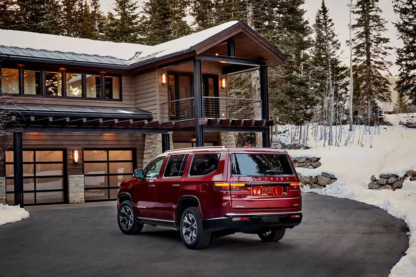 2022 Jeep Wagoneer First Look Review: Bring It On 35245_17