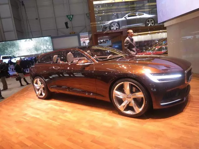 I-Volvo Ingahle Yakha I-Concept Estate njenge-V90 35256_1