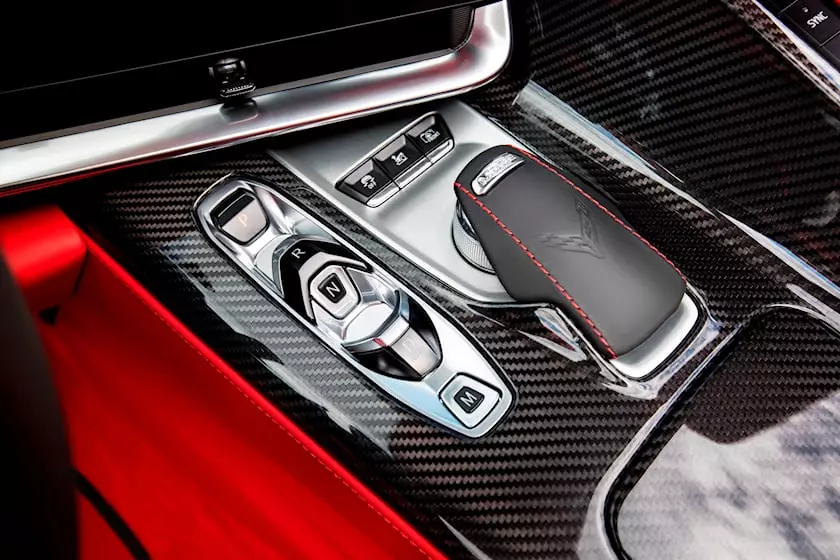 Элементы кіравання скрынкай перадач Chevrolet Corvette Z06 Coupe 2023 года