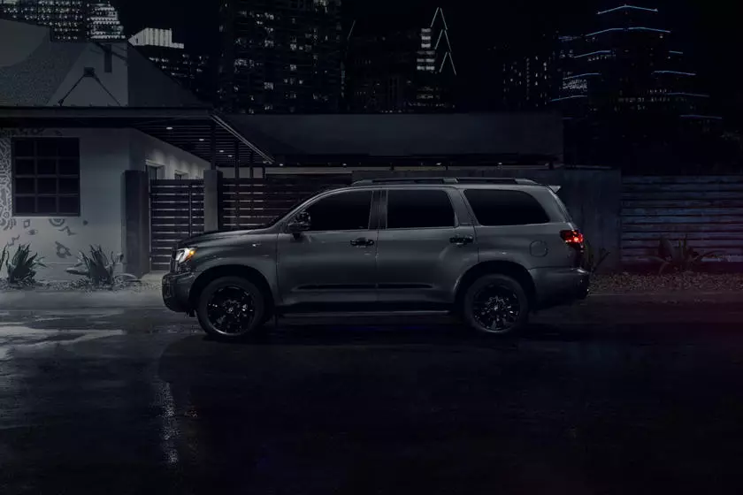 2021. aasta Toyota Sequoia hinnakujundus välja kuulutatud 35344_4