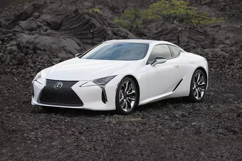 2018-2022 Lexus LC 500 Pandangan Sudut Hadapan