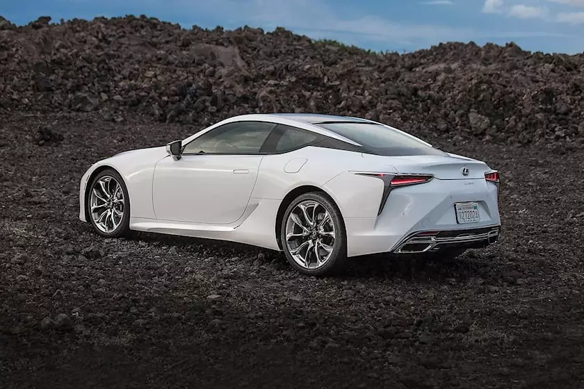 2018-2022 Lexus LC 500 Angle View ngasemva