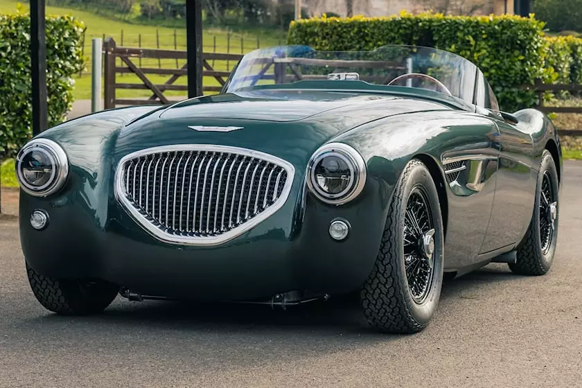 Bare 25 eksempler på denne nydelige Austin Healey Restomod vil noen gang bli laget 353644_3