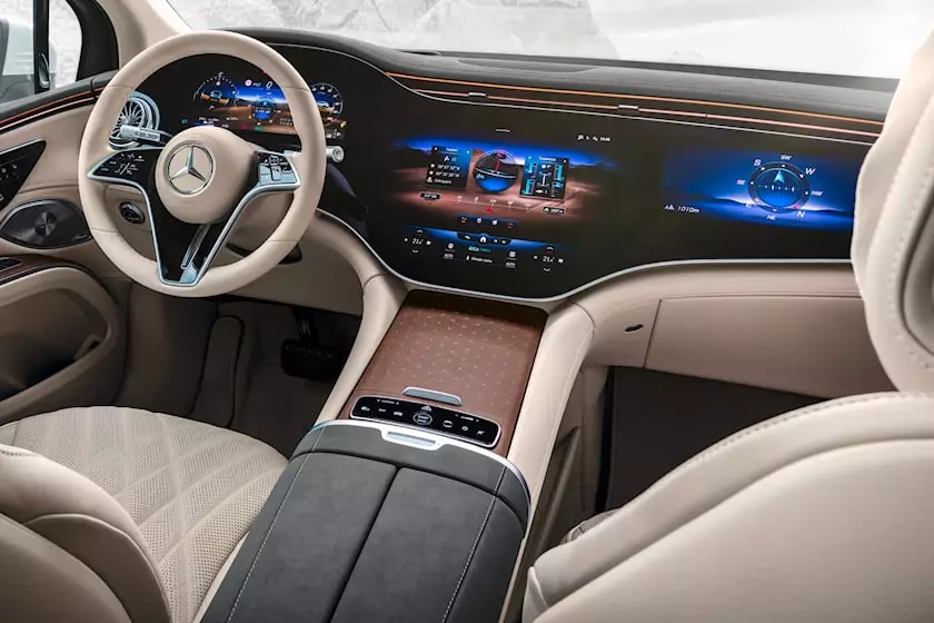 Mercedes-Benz EQS SUV arrive avec beaucoup de technologie et beaucoup de luxe 354327_18