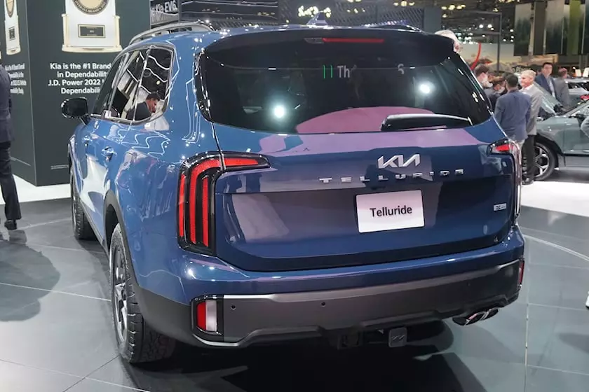 Nová robustní Kia Telluride vás donutí dvakrát přemýšlet o nákupu němčiny 354342_8