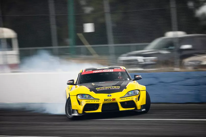 Trawsnewidiodd Toyota GR Supra yn Gar Drifft Gwallgof 1,030-HP 35659_12