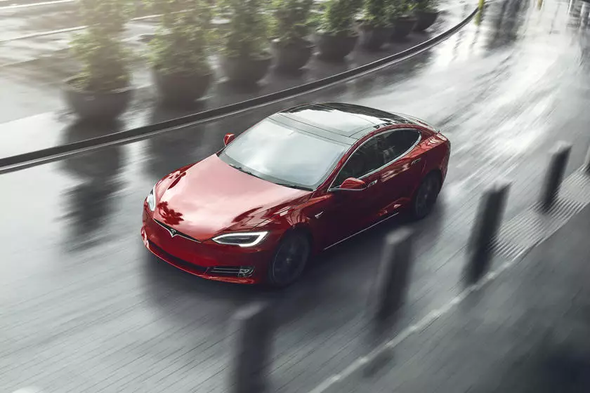 Vista superior do Tesla Model S 2017-2020
