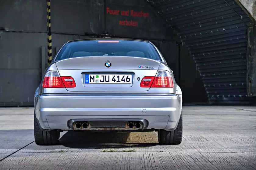 'เซอร์ไพรส์วันเกิด' ของ BMW M อาจเป็นการกลับมาของ CSL 35831_4