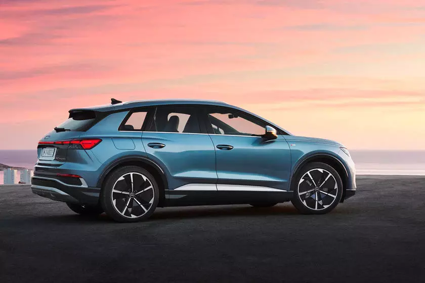 2022 Q4 e-tron e Q4 Sportback e-tron chegam como luxo EV acessível 35922_16