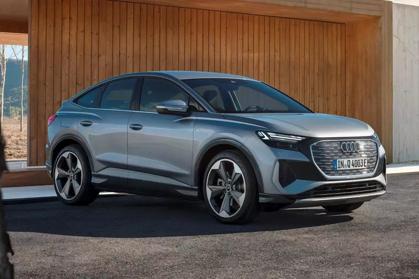 2022 Q4 e-tron na Q4 Sportback e-tron bịarutere dị ka okomoko EV bara uru. 35922_3