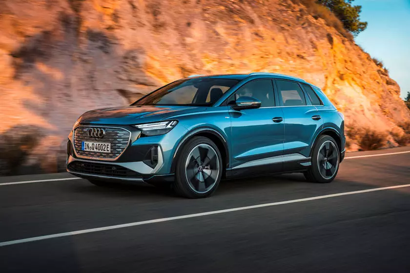 2022 Q4 e-tron און Q4 Sportback e-tron קומען ווי אַפפאָרדאַבלע EV לוקסוס 35922_7