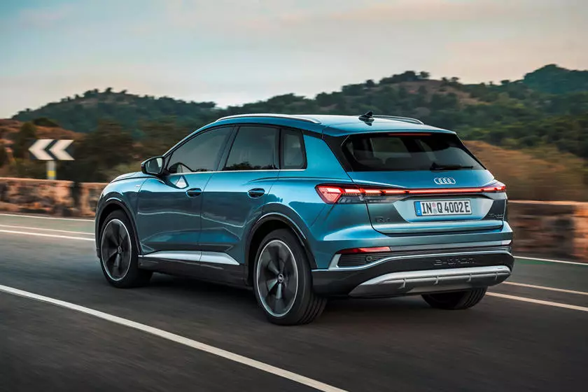 2022 Q4 e-tron En Q4 Sportback e-tron komme oan as betelbere EV-lúkse 35922_8