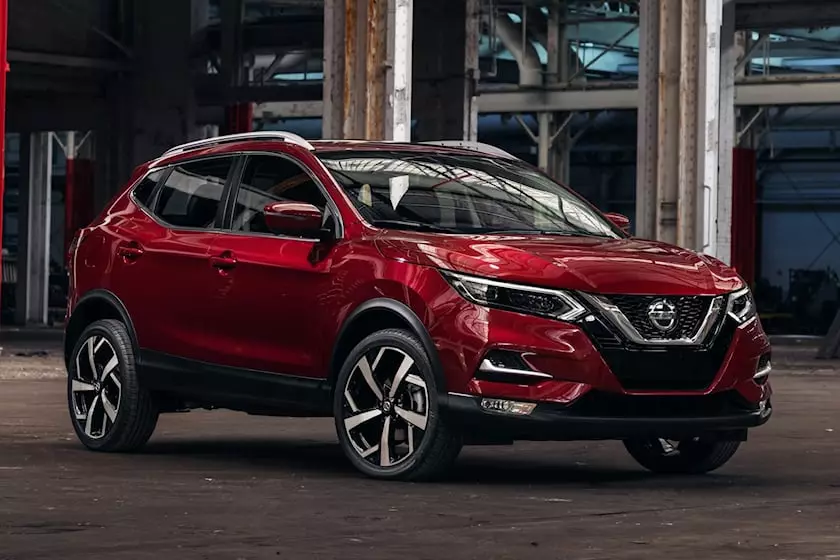 2020 - 2021 Nissan Rogue Sport Pamje këndore e përparme