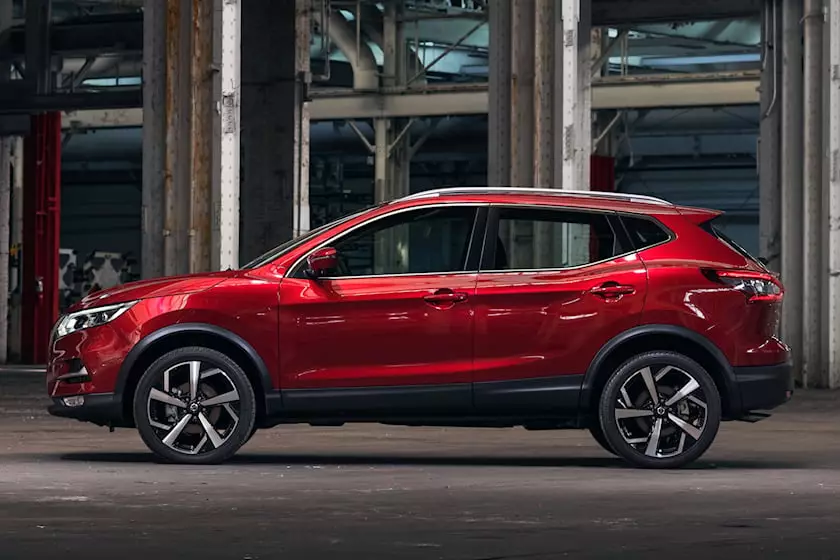 2020 - 2021 Nissan Rogue Sport ទិដ្ឋភាពចំហៀង