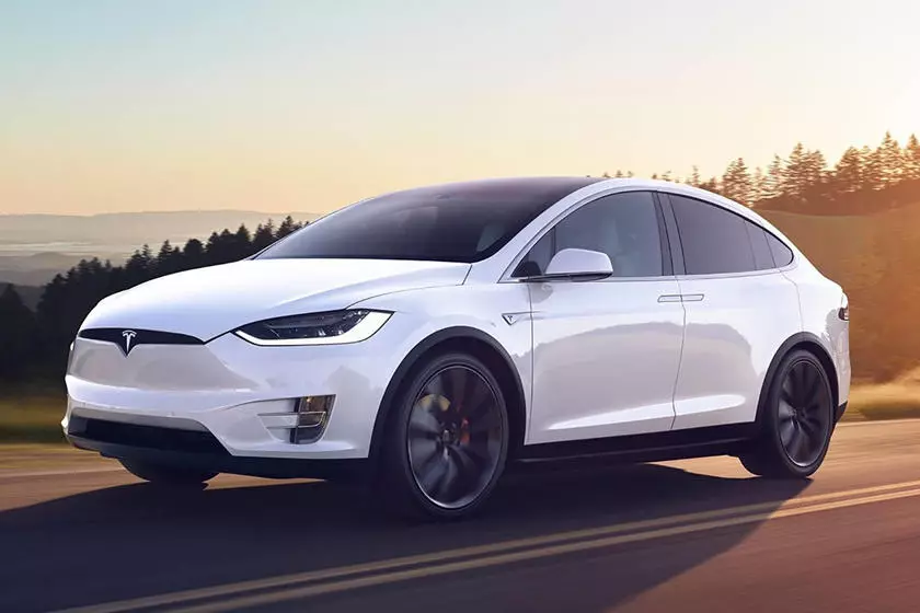 2016-2020 Tesla Model X P100D Front View Driving
