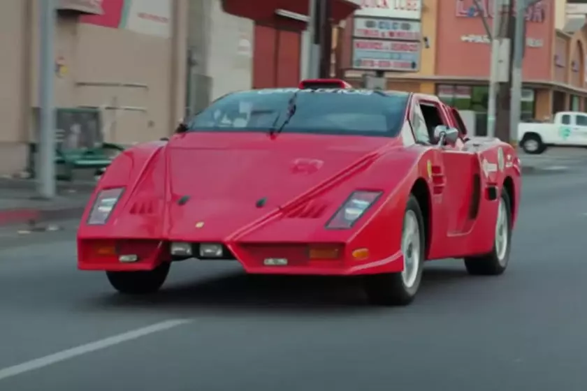 Jay Leno Drive A Fake Ferrari Enzo જુઓ 36051_3