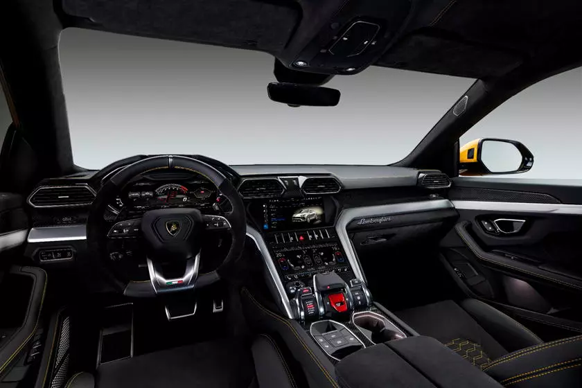 Lamborghini Urus-dashboard 2019-2020