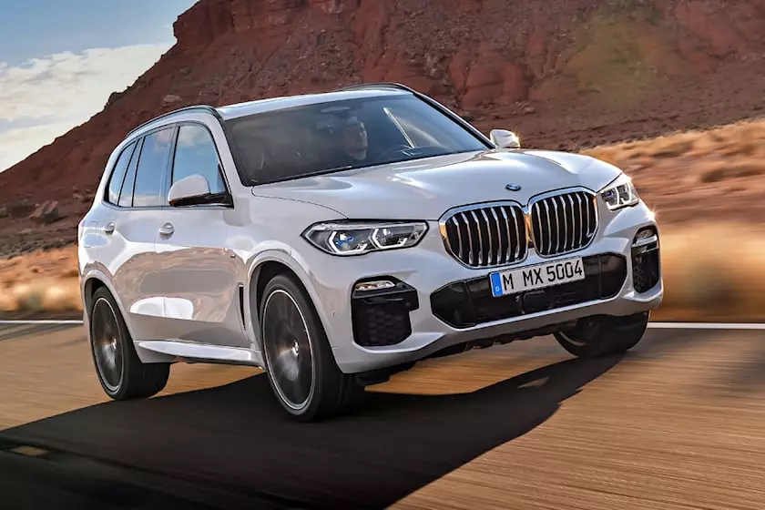 BMW X5 2019-2022 років, вид спереду, водіння
