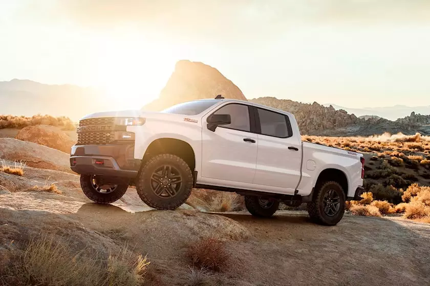 2019-2021 Chevrolet Silverado 1500 Antaŭangula Vido