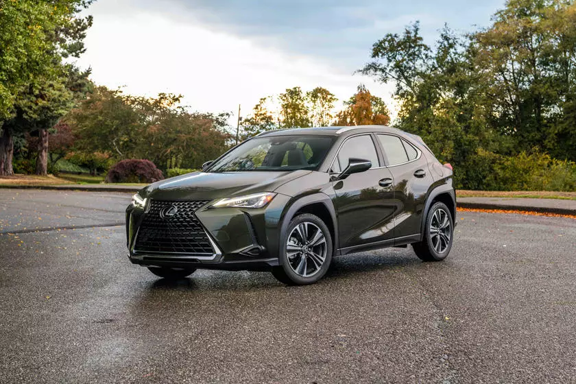 2021 Lexus UX kry 'n prysstoot 36438_7