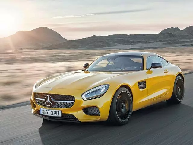 Mercedes-AMG Хардкор GT-мен уақытын босқа өткізіп жатыр ма? 36486_2