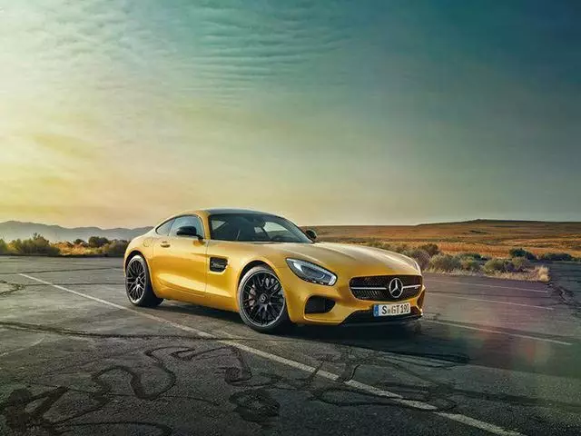 Mercedes-AMG Hardcore GT ilə vaxtını israf edir? 36486_3