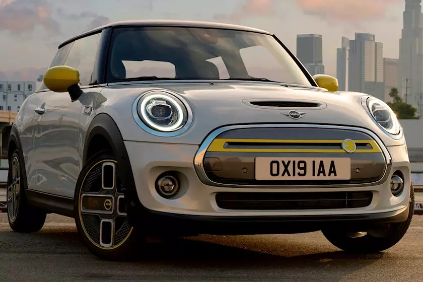 2020-2021 MINI Cooper Hardtop Eletise Luma Va'aiga Mata'utia