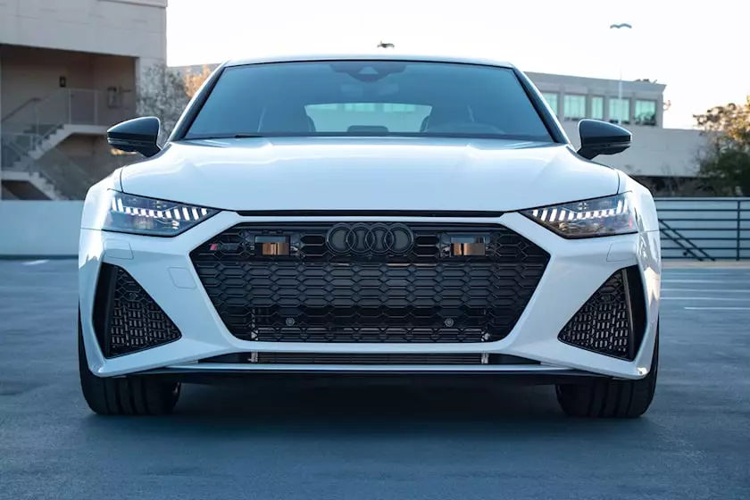 2021-2022 Audi RS7 Mặt trước