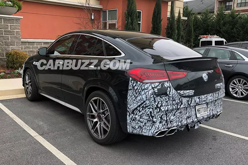 Nieuwe Mercedes-AMG GLE 63 Coupé betrapt met bijna geen camouflage 36573_2