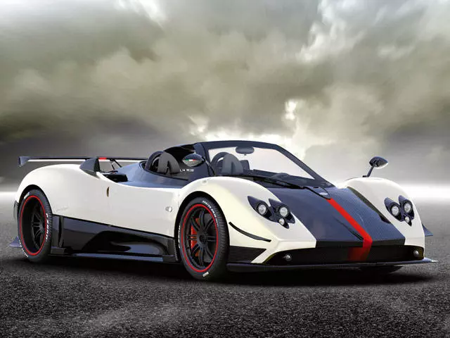 Bienvenido a Miami: Pagani Zonda Cinque Roadster på Prestige Imports 36690_4