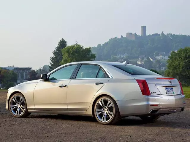 Cadillac Inapunguza Bei Ya CTS Kwa Sababu Kila Mtu Alidhani Ni Ghali Sana 36704_2