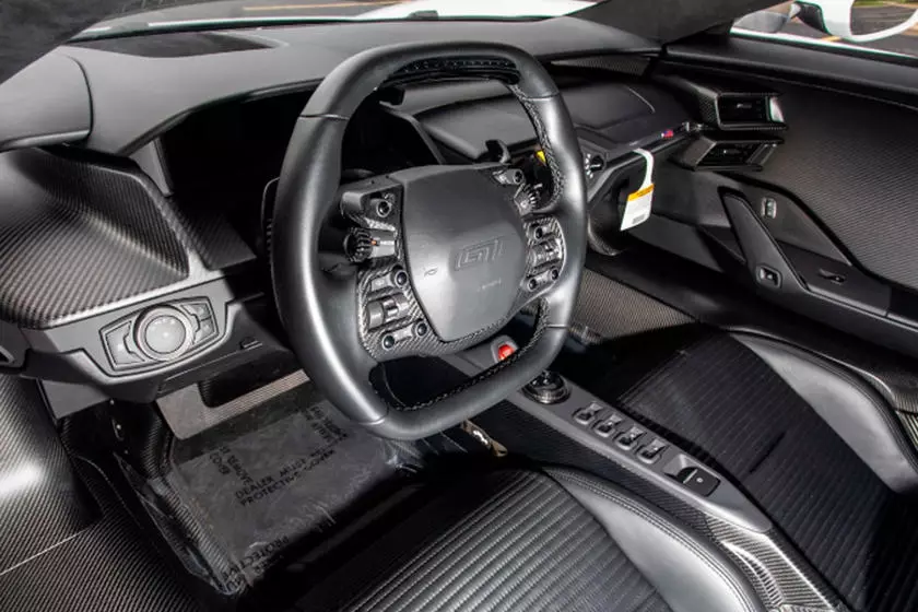 මෙම Ford GT සතුව $70,000 කට වඩා වටිනා විකල්ප ඇත 36784_5