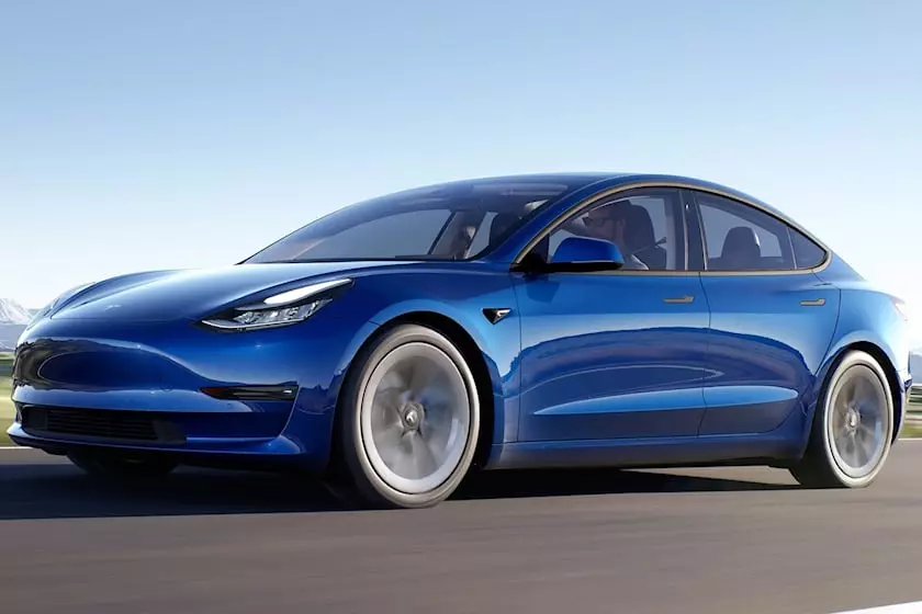 2017-2022 Tesla Model 3 Μπροστινή γωνία οδήγησης
