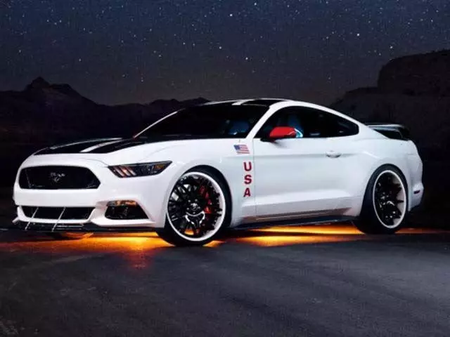 Jednokratni Mustang inspiriran NASA-om upravo je prodan po cijeni za koju mislimo da je trebala biti veća 36977_5