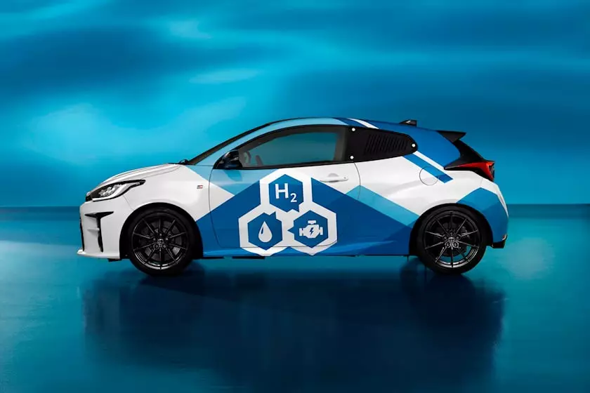 Renkontu la Hidrogen-Powered GR Yaris Hot Hatch de Toyota 37049_2