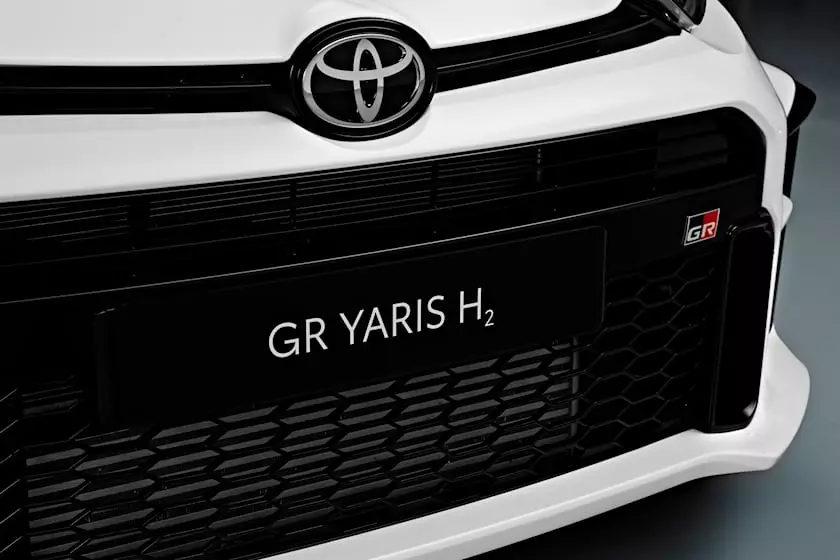 ជួបជាមួយ GR Yaris Hot Hatch ដែលប្រើអ៊ីដ្រូសែនរបស់តូយ៉ូតា 37049_7