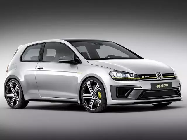 Volkswagen Golf R 400 Concept - гэта адзін мега-хэтч 37351_1