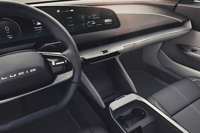 Sistema di infotainment Lucid Air 2021-2022