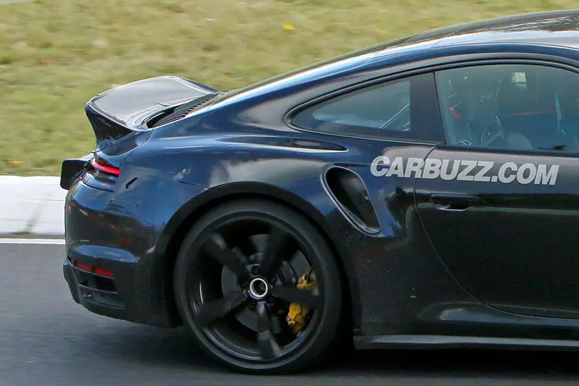 Tástáil Porsche Eagrán Speisialta Éadrom Nua 911 Turbo 37721_8