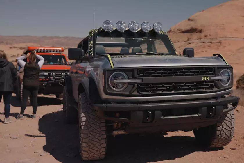 Guarda Una Ford Bronco del 2021 che scala l'Hell's Gate con la sospensione di serie 37807_3