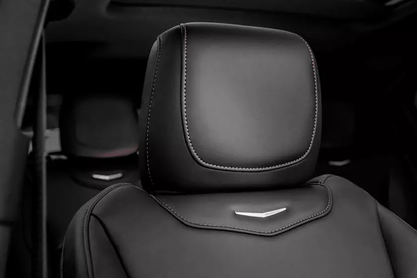 2019-2021 Cadillac XT4 Seat