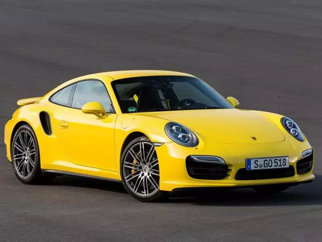 Porsche සිරාවටම මේක කරන්න යන්නේ 911 එකටද? 37847_1