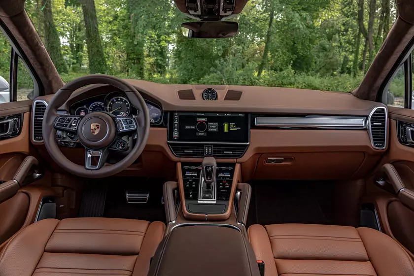 2020-2021 Porsche Cayenne Hybrid Dashboard