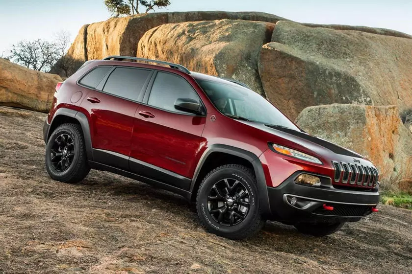 Vista lateral del Jeep Cherokee 2014-2021