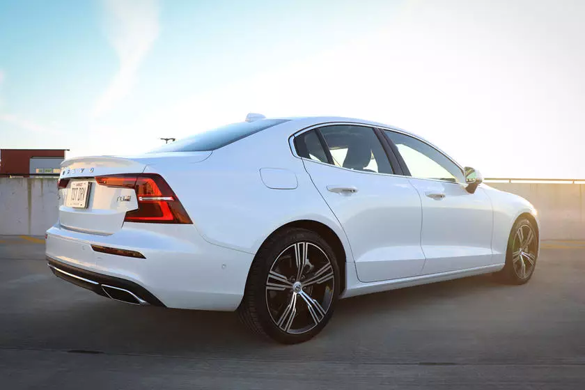 2019-2020 Volvo S60 Hybrid Rear Angle View