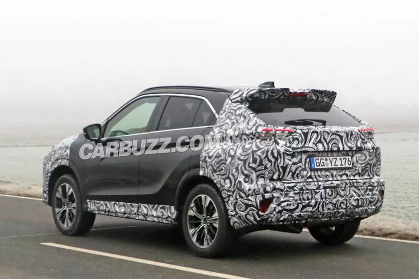 Nowy Mitsubishi Eclipse Cross nadchodzi ze świeżym, nowym wyglądem 38235_4