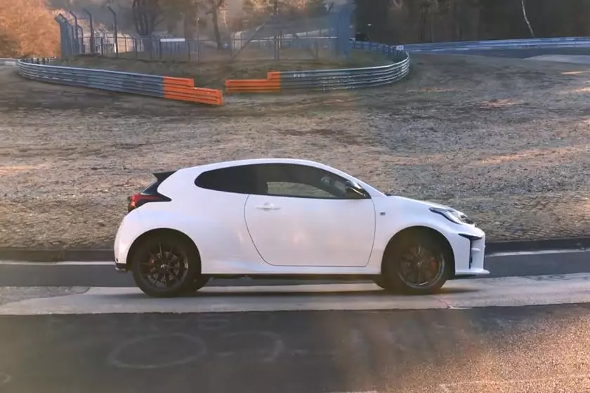 Watch The Incredible Toyota GR Yaris Blast Mubeng Ring 38286_2