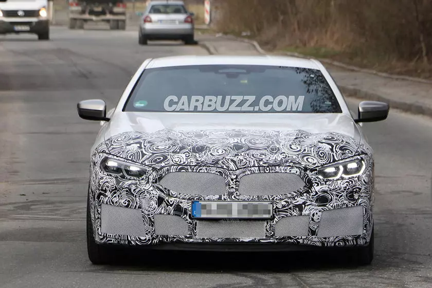 BMW 8 Coupe Facelift spiun për herë të parë 38288_2